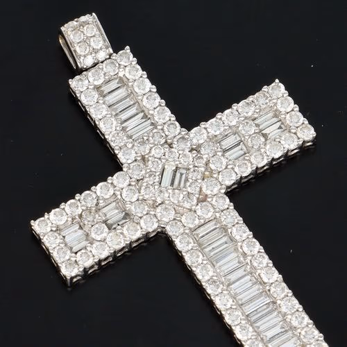 18k White Gold Diamond Cross - Jewellery & Gold - Hemswell Antique Centres